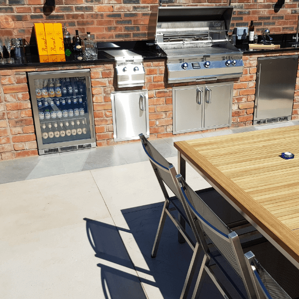 Understanding Outdoor Fridge Features — Walrus Cooler Company